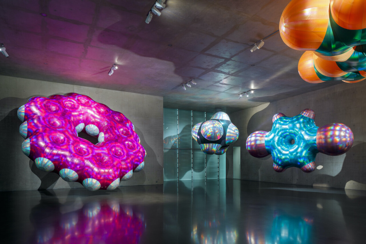 MONIRA AL QADIRI — BENZENE FLOAT